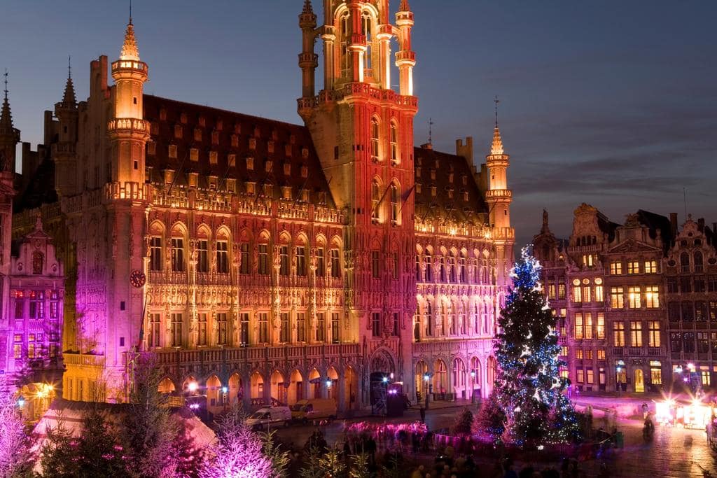 Χριστούγεννα | Δείτε τα πιο όμορφα μέρη για αποδράσεις.